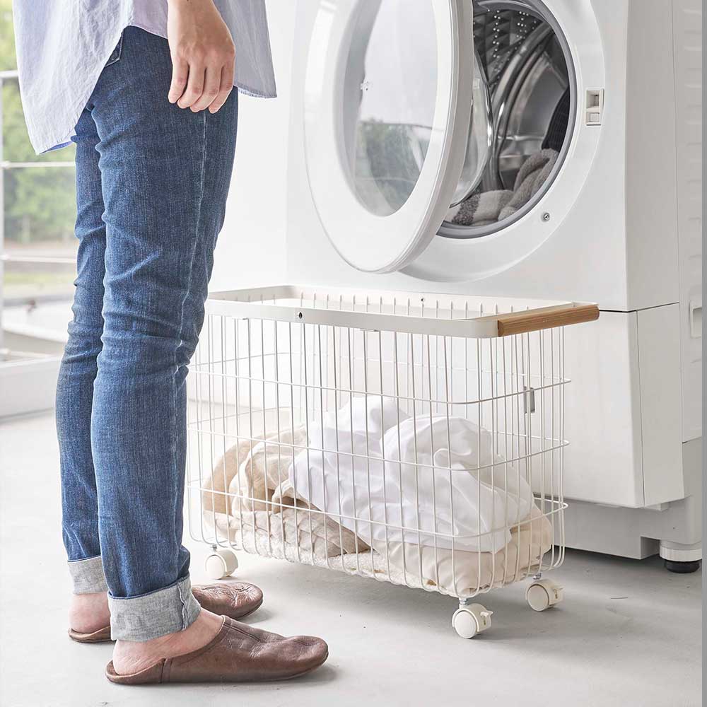 【正規販売店】ランドリーバスケット トスカ キャスター付き ワイド&ロー 山崎実業 tosca 35L ホワイト 白 6629 洗濯かご 脱衣かご ランドリーワゴン ワイヤーバスケット 収納 ...